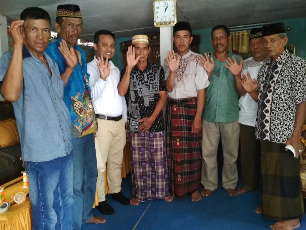 Tak Usung H. Dollah Jadi Bupati, Relawan Armin Ramai-Ramai Alihkan ... Tak Usung H. Dollah Jadi Bupati, Relawan Armin Ramai-Ramai Alihkan ...