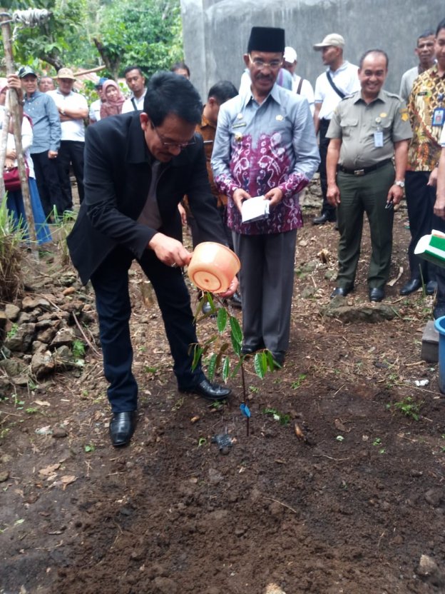 Kementan Siap Entaskan Kemiskinan di Pasaman melalui Program BeKeRja ... Kementan Siap Entaskan Kemiskinan di Pasaman melalui Program BeKeRja ...